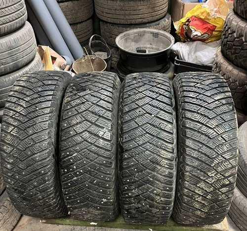 Goodyear UltraGrip Ice Arctic SUV 225/65 R17 102T