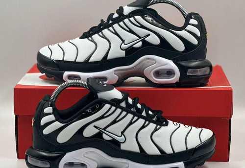Кроссовки Nike Air Max Tn Plus