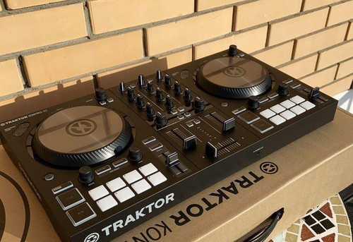 DJ-контроллер Traktor Kontrol S2MK3 (Новые)