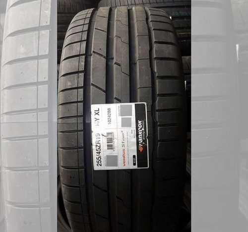 Hankook Ventus S1 Evo 3 K127 255/45 R19 104Y