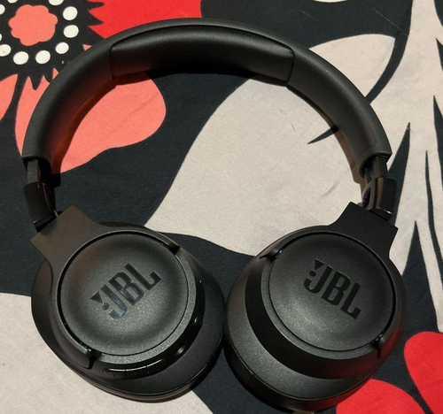 Беспроводные наушники jbl tune 710bt