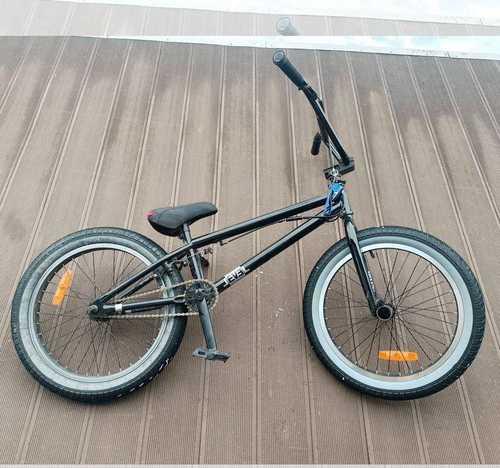 Продаю трюковой велосипед BMX