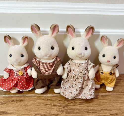 Sylvanian families семья кроликов