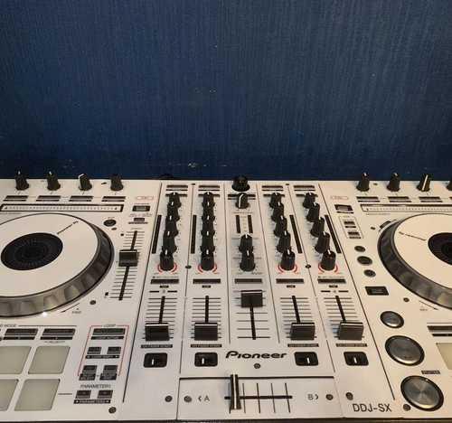 Dj контролер Pioneer ddj Sx