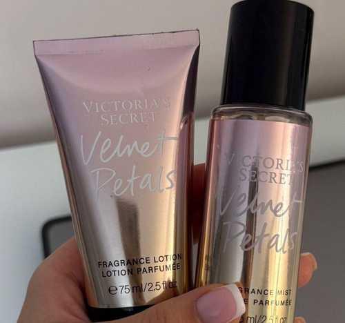 Victoria secret velvet petals мист и лосьон 75мл