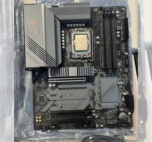 Gigabyte b660 gaming x D4 (LGA 1700)