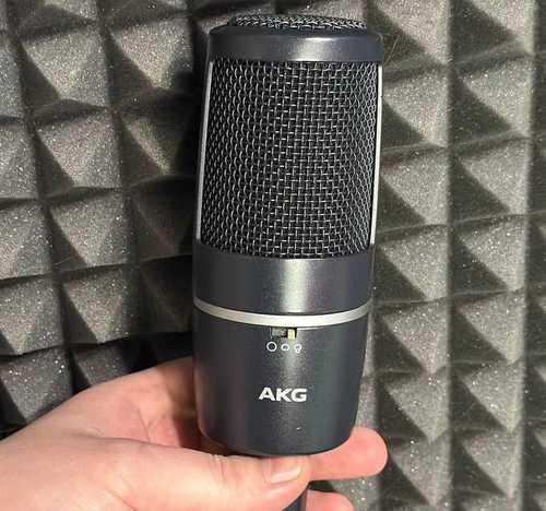 Студийный микрофон akg С4000