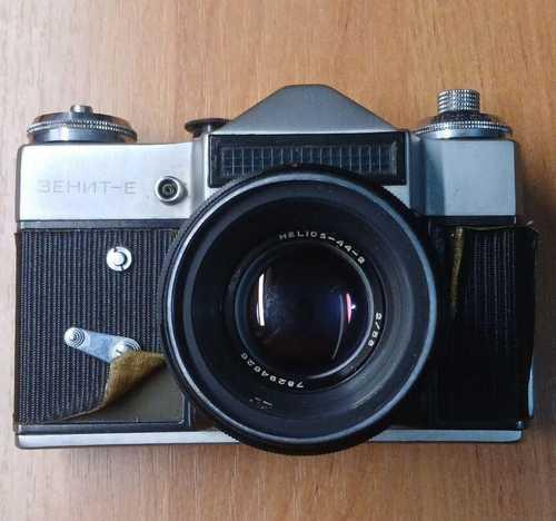 Фотоаппарат zenit e