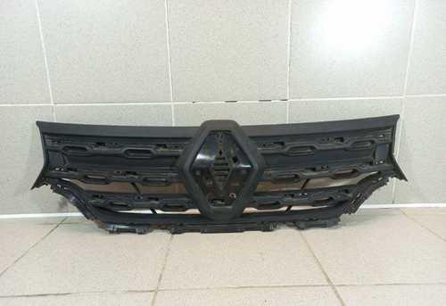 Решетка радиатора Renault Duster 2