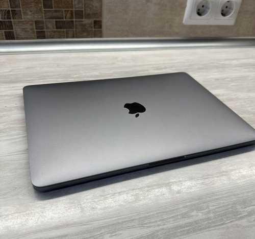 Apple MacBook pro 16 2019 i7 256G