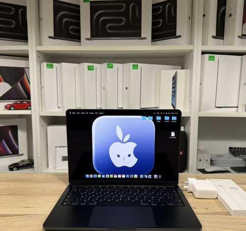 MacBook Air 13 M3 8gb 256gb Midnight на гарантии