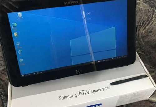 Планшет Samsung 700T1C-H02 с Windows 8