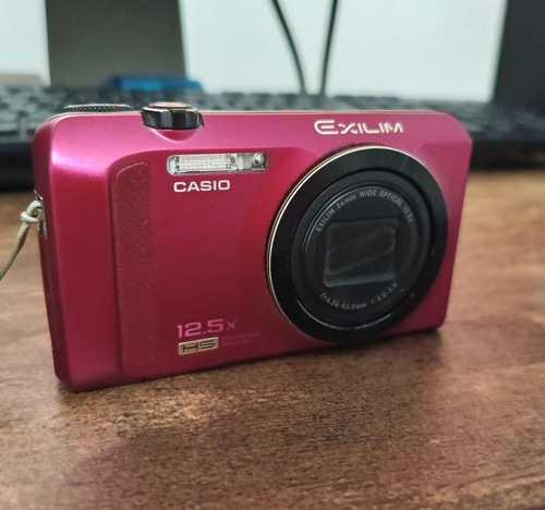 Casio Exilim EX-ZR200