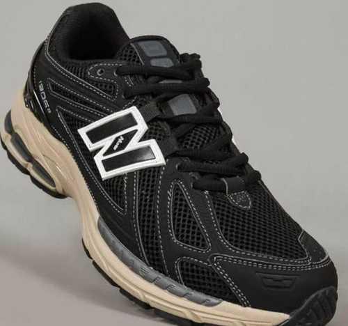 New Balance 1906R Black