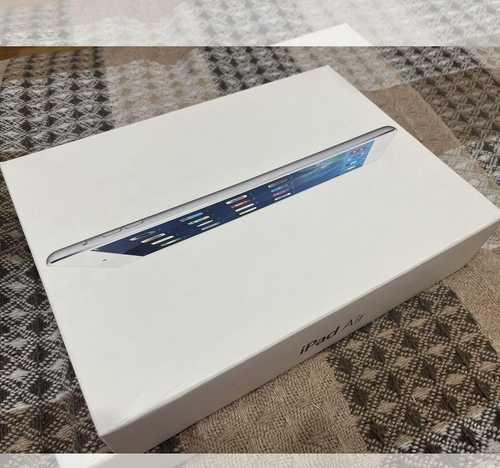 Apple iPad Air 16Gb Wi-Fi Silver бу