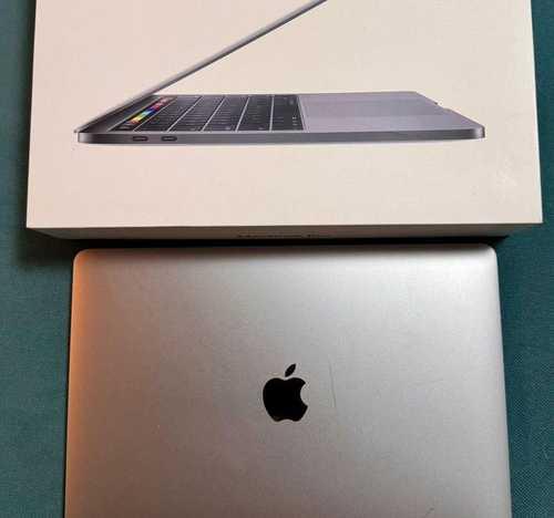 Macbook pro 13 2018 touch bar 512 GB SSD