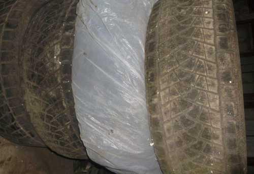 Bridgestone Blizzak WS-80 265/70 R16