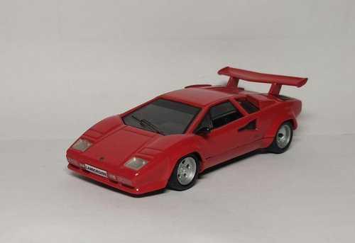 Lamborghini Countach 1:43