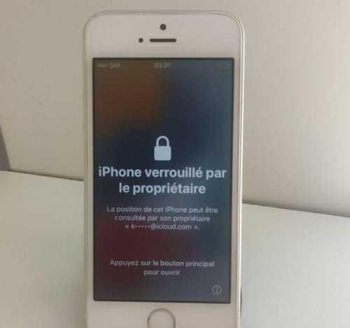 iPhone SE, 32 ГБ