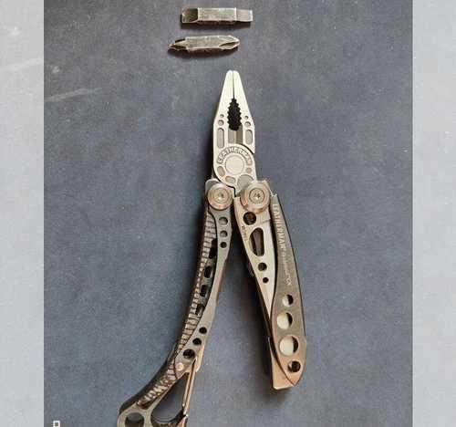 Мультитул Leatherman Skeletool CX