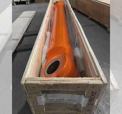 Гидроцилиндр ковша Hitachi ZX350-3