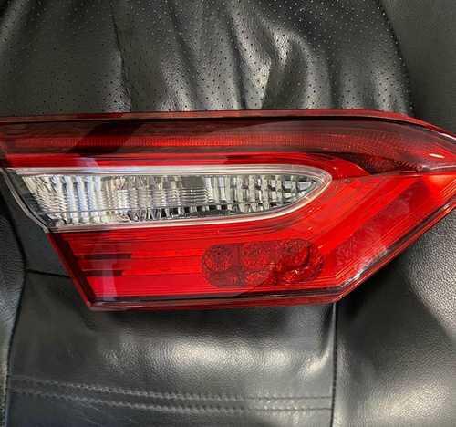 Фонарь задний левый Toyota Camry Камри 70 75 галог