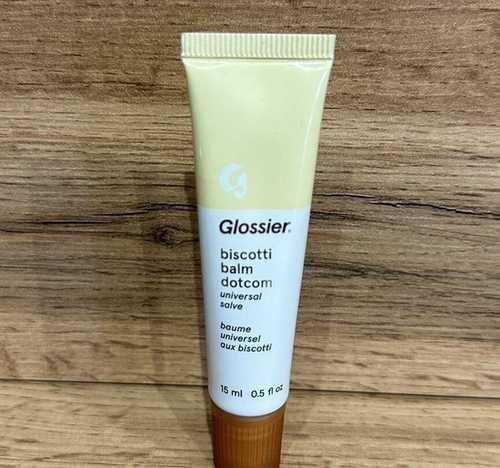 Бальзам для губ glossier