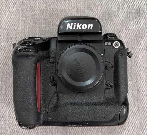 Фотоаппарат Nikon F5 на запчасти