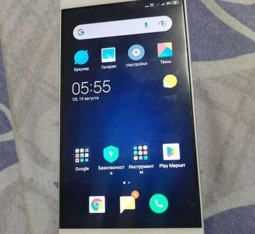 Xiaomi mi 5s (3/64gb)