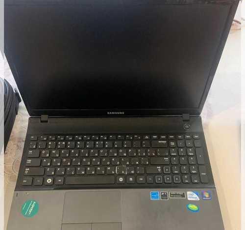 Ноутбук samsung np300e5c