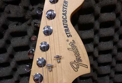 Гитара, электрогитара Fender Stratocaster 2016