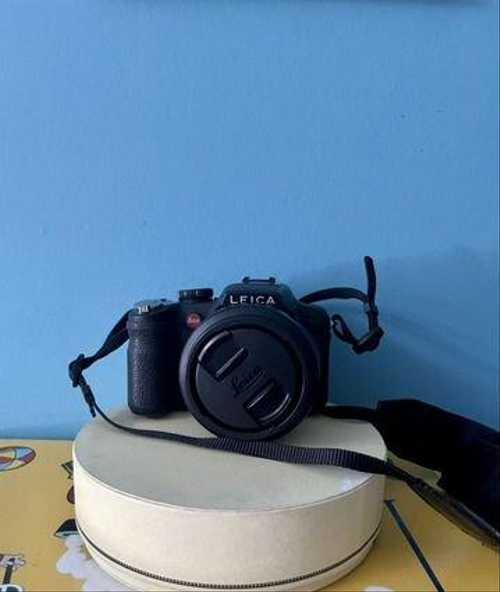 Фотоаппарат Leica v-lux2