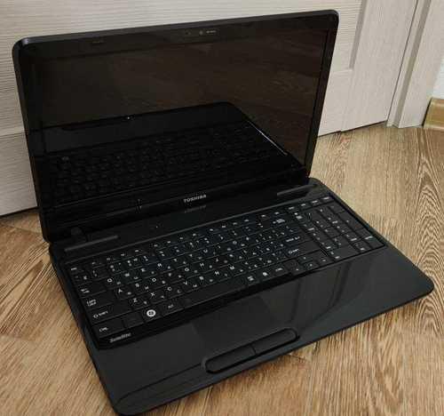 Toshiba 3ядра P820 4gb DDR3 500gb HD5650M