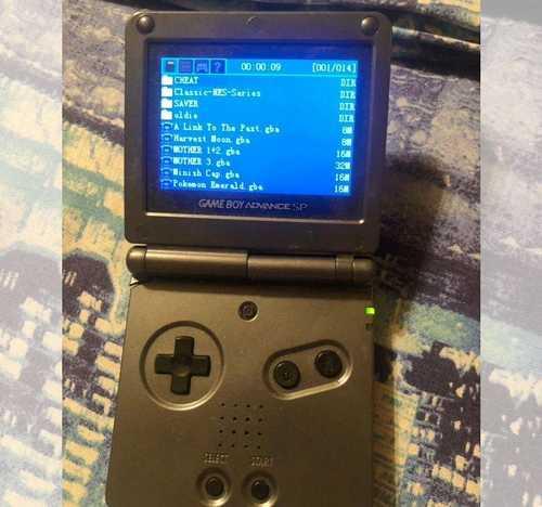 Gameboy advance sp серый сломан шарнир