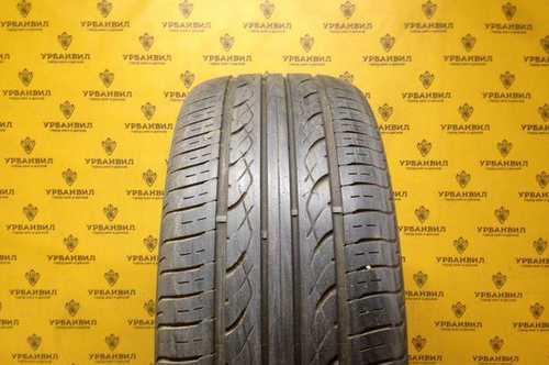 Kumho Solus KH15 235/55 R17 99V