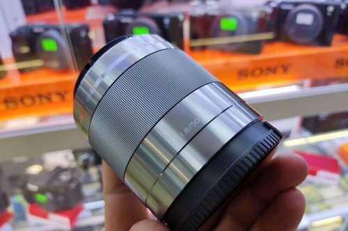Sony E 50mm 1.8 OSS Silver витринный S№1853795