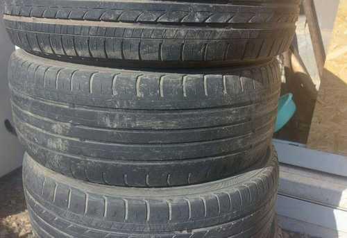 Yokohama Advan dB V551 215/55 R16 97V