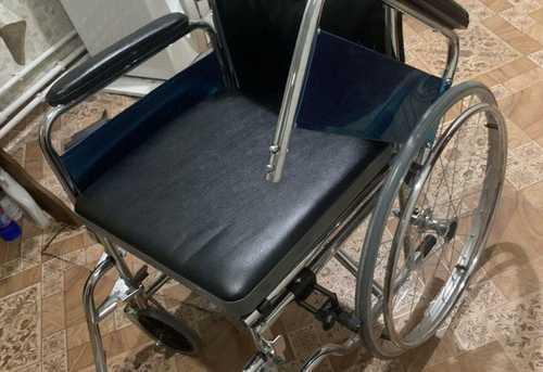 Инвалидная коляска складная с горшком