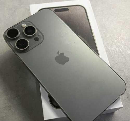 iPhone Xr в корпусе 15 pro 256 гб