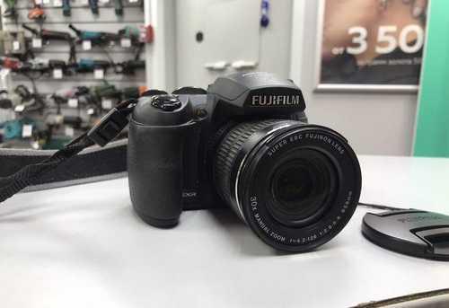 Компактный фотоаппарат Fujifilm HS 25 EXR