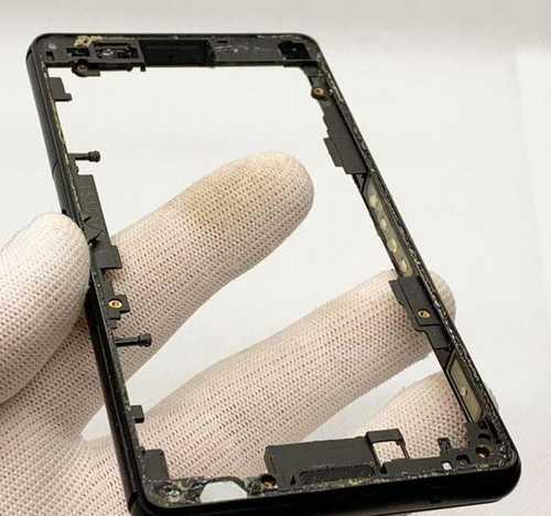 Sony Xperia Z3 Compact D5803. Средняя часть