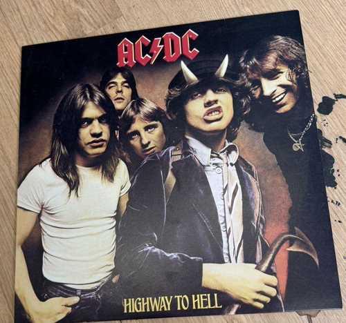 Виниловые пластинки ac/dc highway to hell