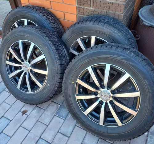 Bridgestone Blizzak VRX 195/65 R15 94