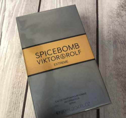 Viktor rolf spicebomb extreme 90 мл