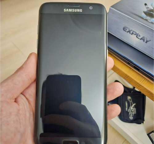 Samsung Galaxy S7 Edge, 4/32 ГБ