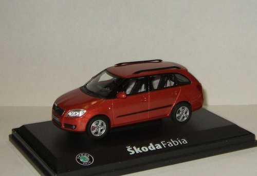 Шкода Skoda Fabia II Универсал Abrex 1:43