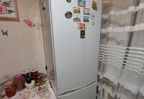 Холодильник атлант двухкамерный