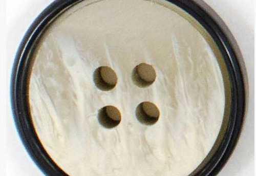 Пуговицы в тубе "Колибри" NE52 beige 36L 24шт