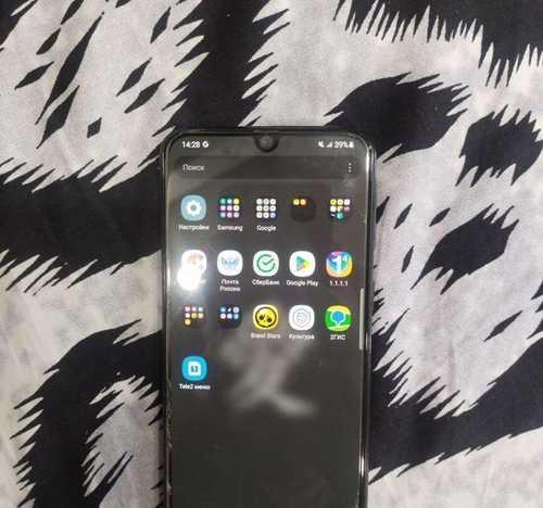 Samsung Galaxy A40, 4/64 ГБ