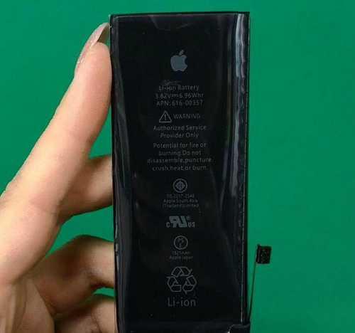 Аккумулятор на iPhone 8